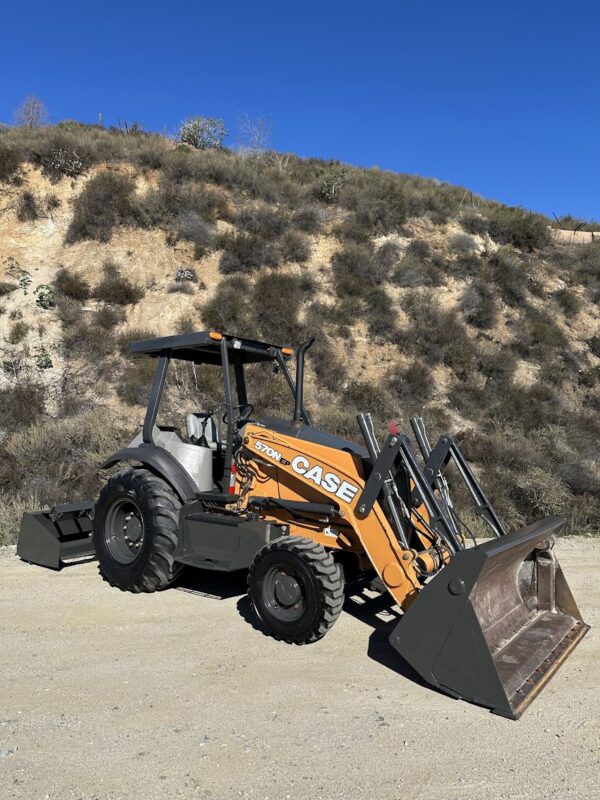 2017 Case 570N EP - Cutting Edge Machinery
